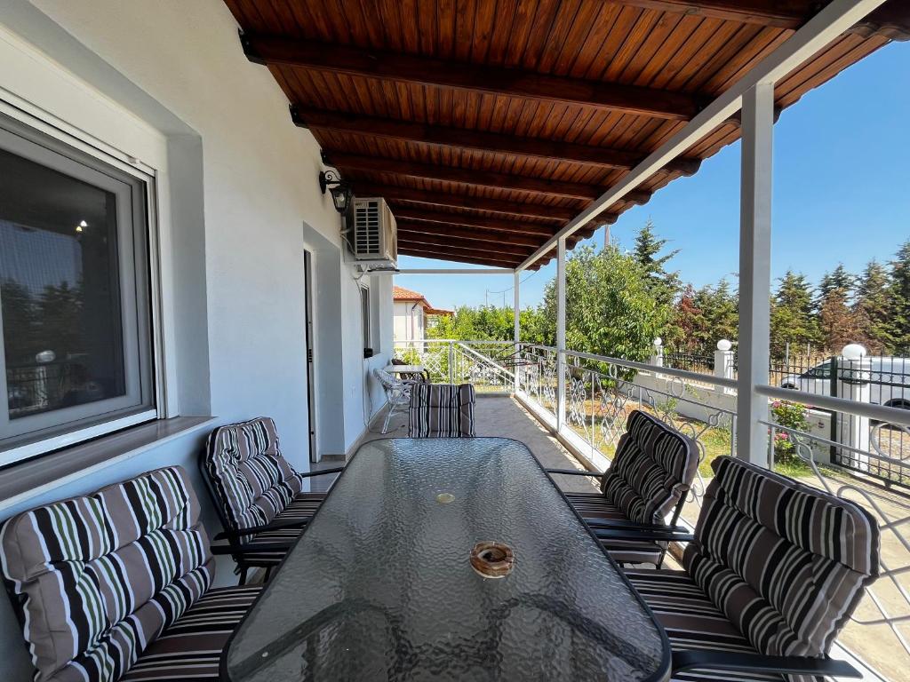 Maria's house with garden, Sozopoli (updated prices 2026)