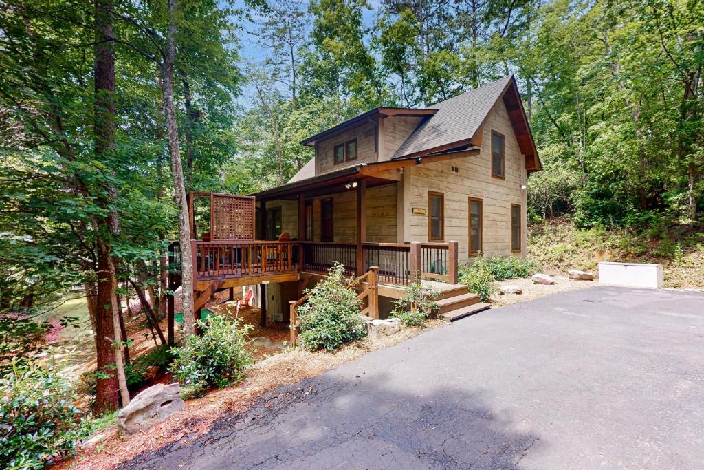 Simply Devine at Water's Edge, Blue Ridge (prezzi aggiornati per il 2025)