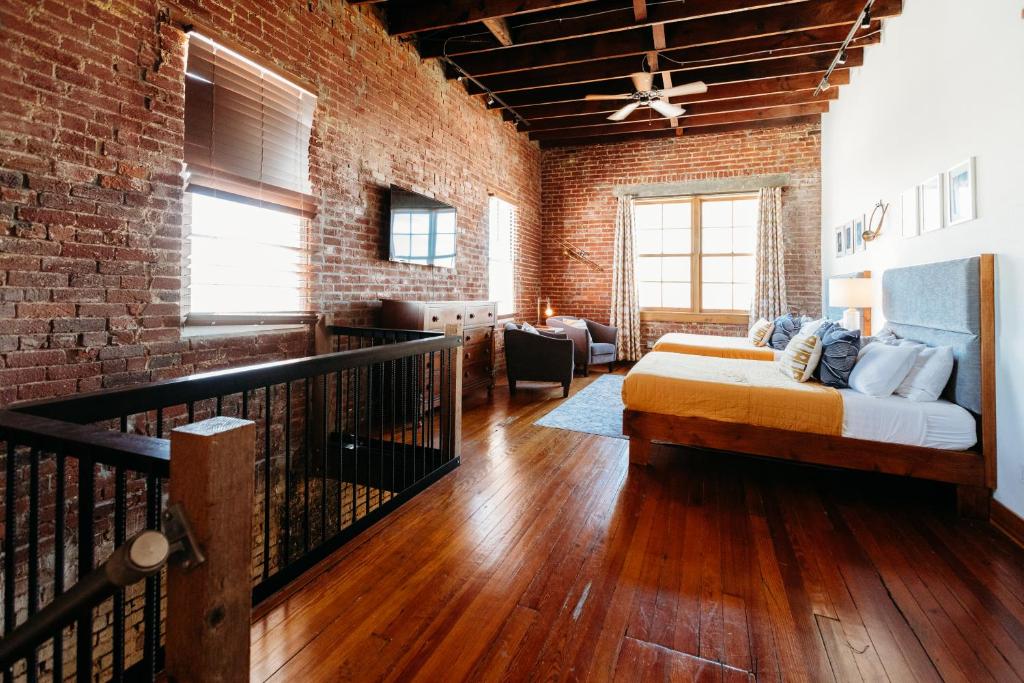 The Icon, Springfield (updated prices 2025)