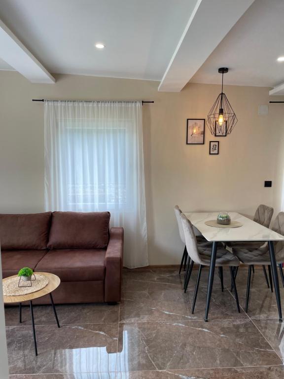 Bungalovi izvor Plive 2, Šipovo (updated prices 2025)