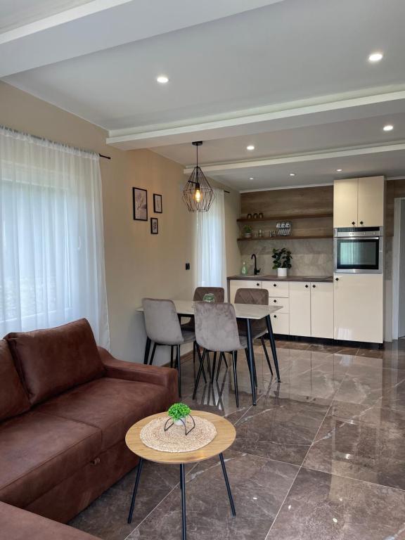 Bungalovi izvor Plive 2, Šipovo (updated prices 2026)