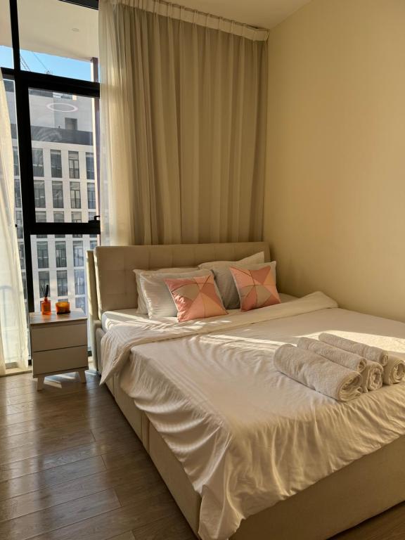 Home 4U in Dubai Center, Dubai (updated prices 2025)