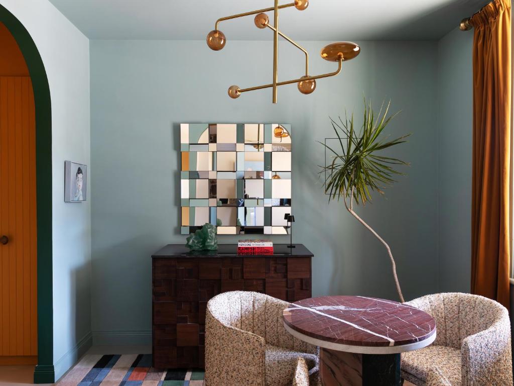 House of Sol - Experience Cosmic Luxury, Kyneton (updated prices 2025)