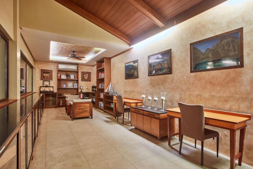 Two Seasons Coron Island Resort, Coron (updated prices 2025)