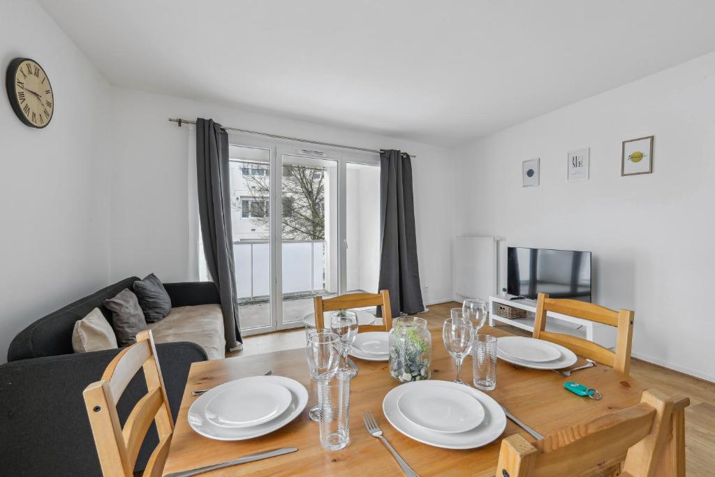 chic apart with terace and parking, Rouen (updated prices 2025)