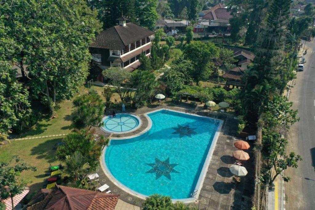 TAMAN SARI HOTEL DAN RESORT, Sukabumi (prezzi aggiornati per il 2024)