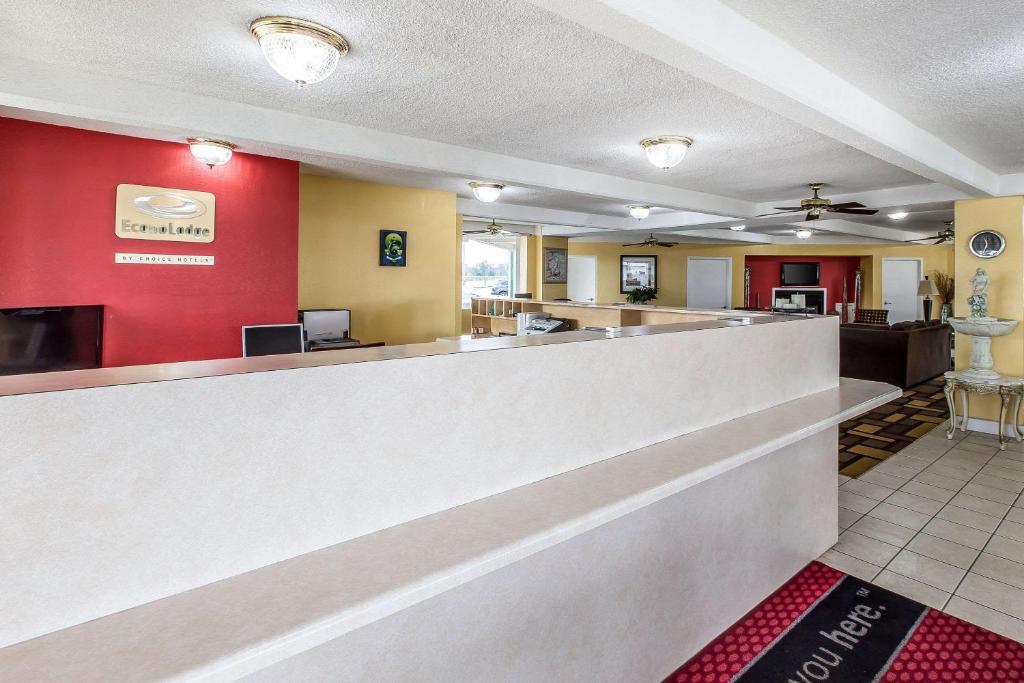 Econo Lodge Byron near Historic District - Warner Robins, Byron (preços ...