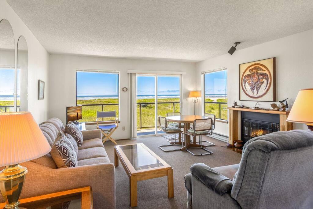 Finch's Sunset Condo #16, Moclips (updated prices 2025)