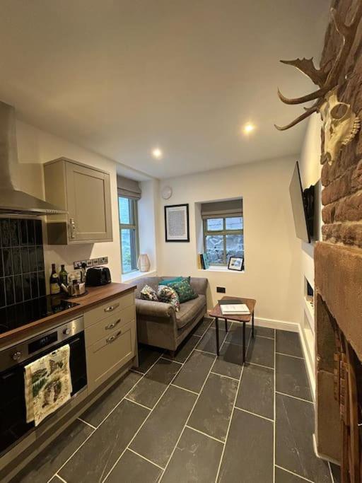 The Burrow, Gateway to the Lakes, Penrith (updated prices 2025)