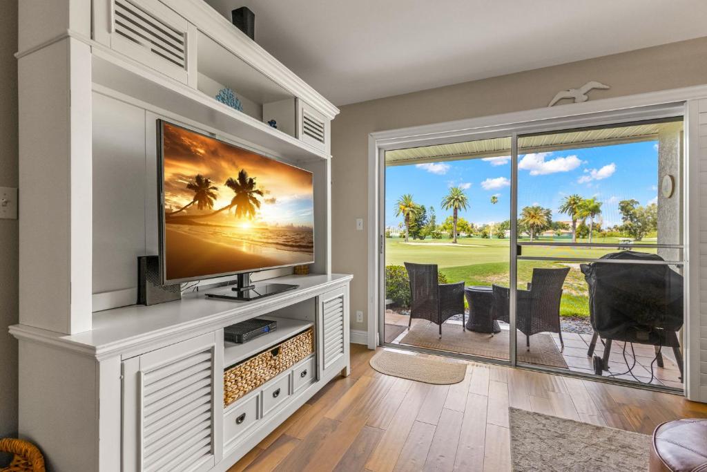 Isla Del Sol Paradise Golf Course Front Condo, St Petersburg (prezzi ...