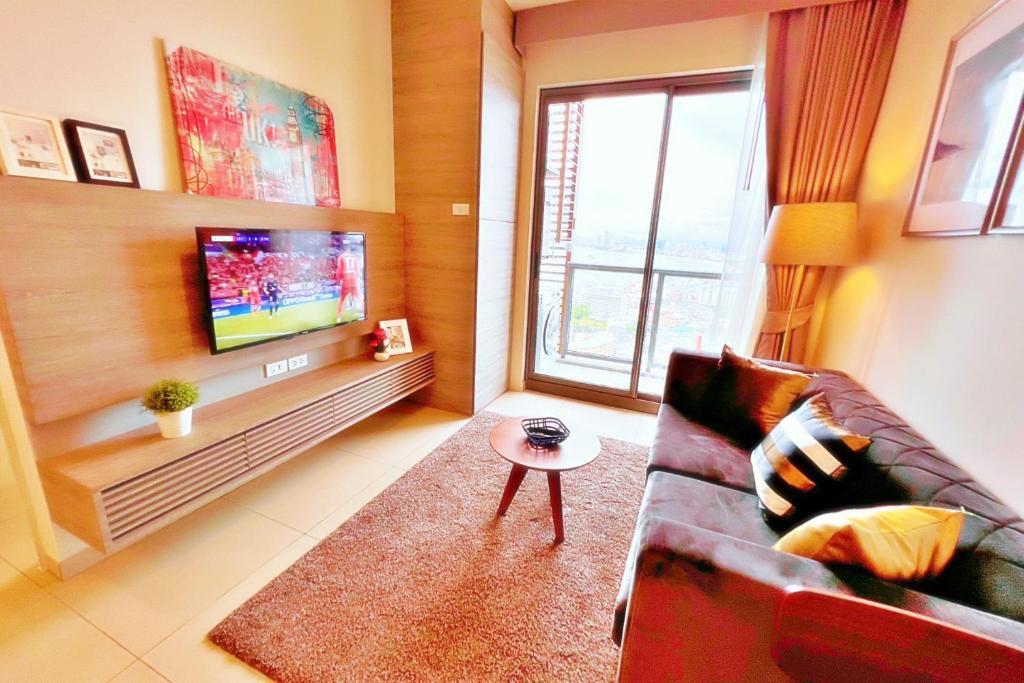 Walking Street Unixx condo Beautiful sea view, Pattaya South (updated ...