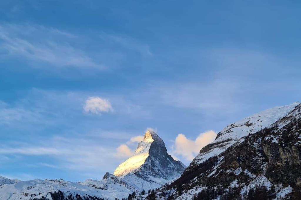 Rooftop Apartment - the real Matterhorn view, Zermatt (updated prices 2026)