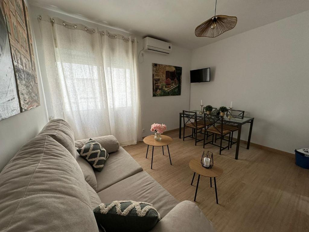 Panther Home Magdalena, Seville (updated prices 2026)