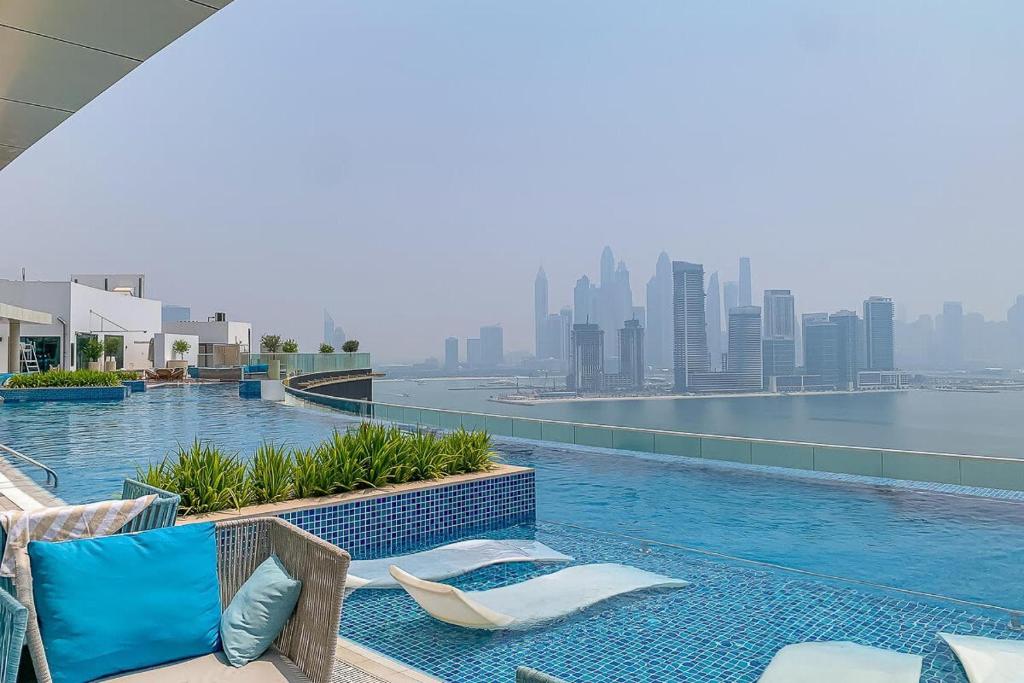 Frank Porter - Seven Palm Hotel & Apartments, Dubai (updated prices 2025)