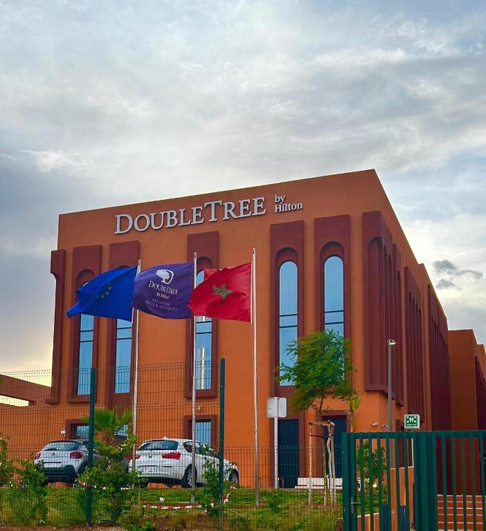 Doubletree By Hilton Ben Guerir Hotel & Residences, Benguerir (updated ...