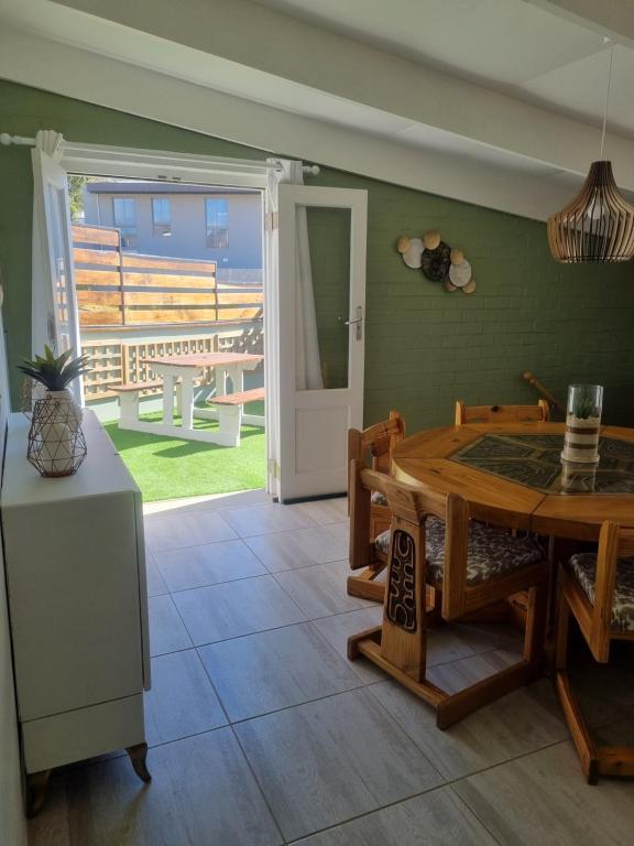 Vlooi se Kooi, Cape Town (updated prices 2025)