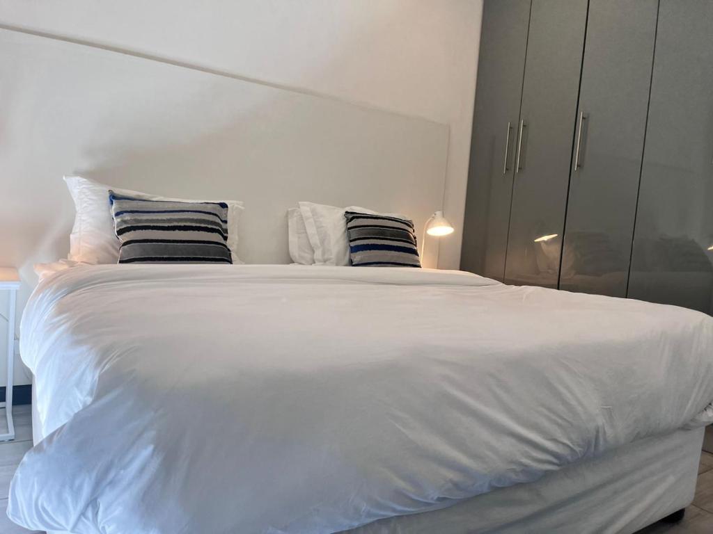 No 7 on Cladon Jadde Apartments, Chartwell (updated prices 2025)