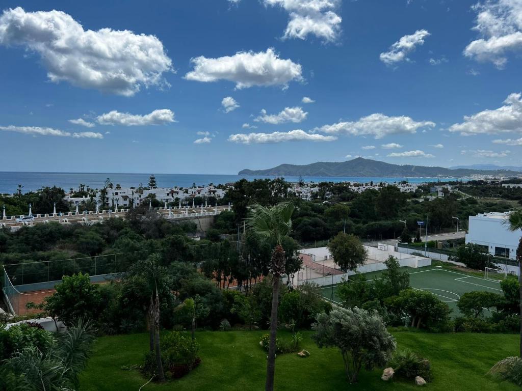 Colina smir, Sania Torres (updated prices 2025)