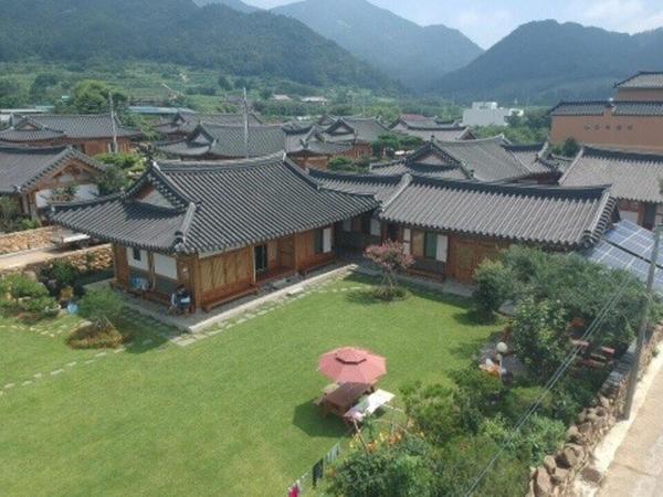 Suncheon Sagyejeol Haeoreum Hanok Pension, Suncheon (precios actualizados 2025)