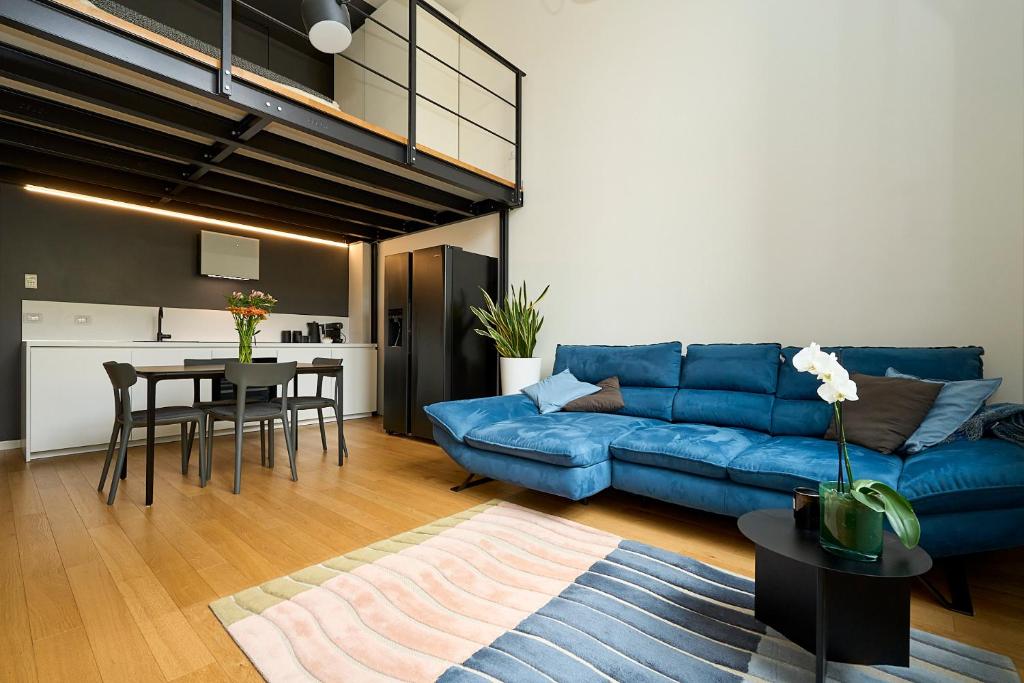 Design Luxury Loft - 20 Minutes From DUOMO-Navigli, Milán (precios ...