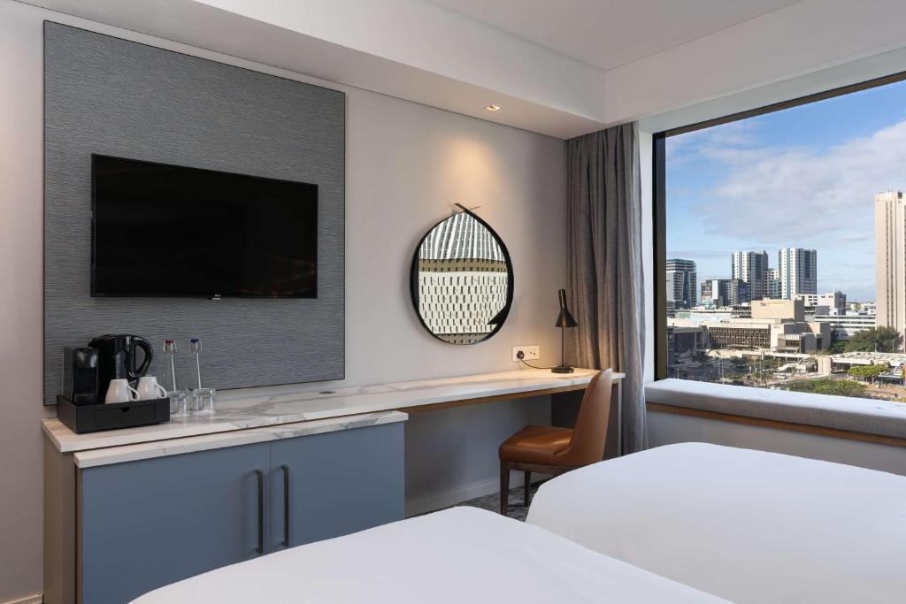 Radisson Hotel Cape Town Foreshore, Cape Town (updated prices 2025)
