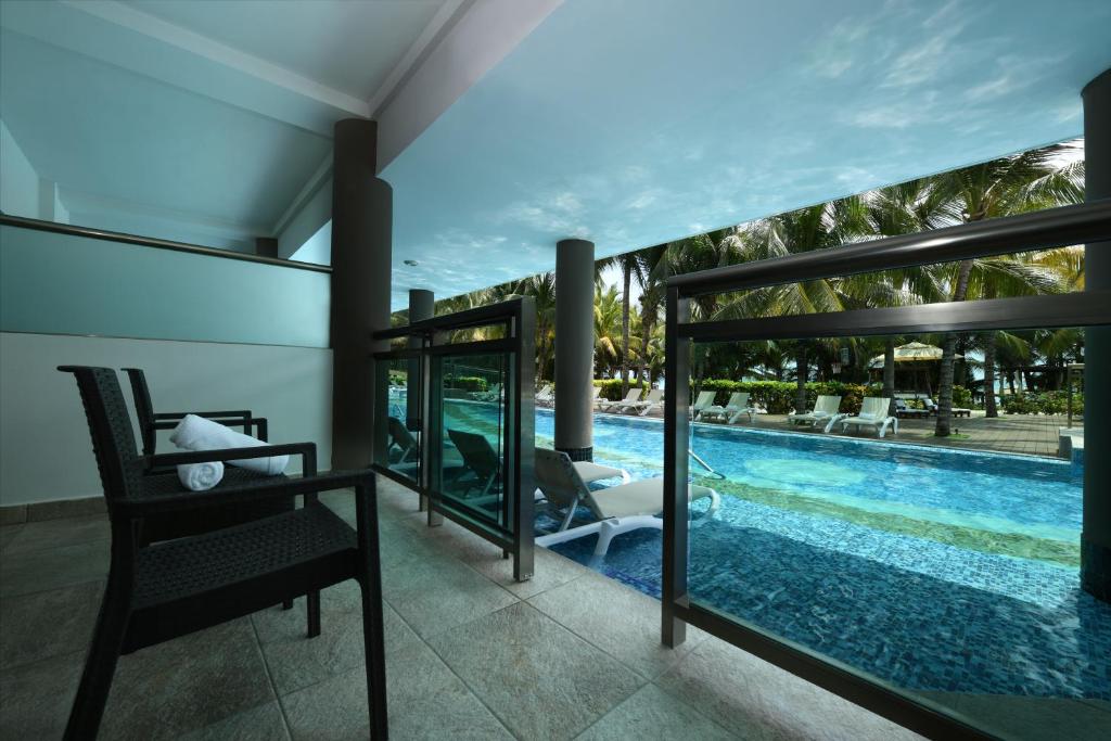 Generations Riviera Maya Family Resort Catamaran, Water Park, All ...