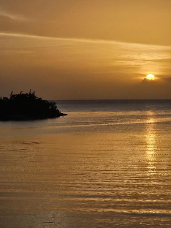 Tina-Cay Sunset Escape, Cousins Cove (updated prices 2025)