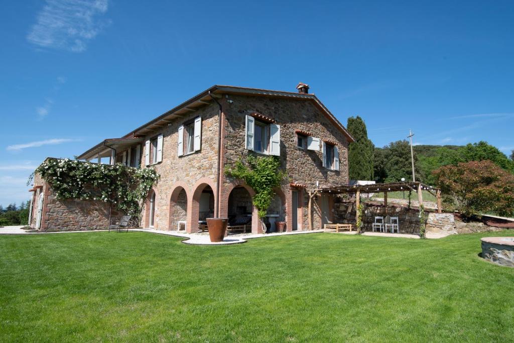 Luxury farmhouse "Villa Lidia" - la dolce vita at its best!, Paciano ...