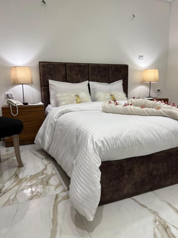 Ideal studio in villa 255 panafig 11 private villa in 5th settelment in New Cairo, Кайро ...