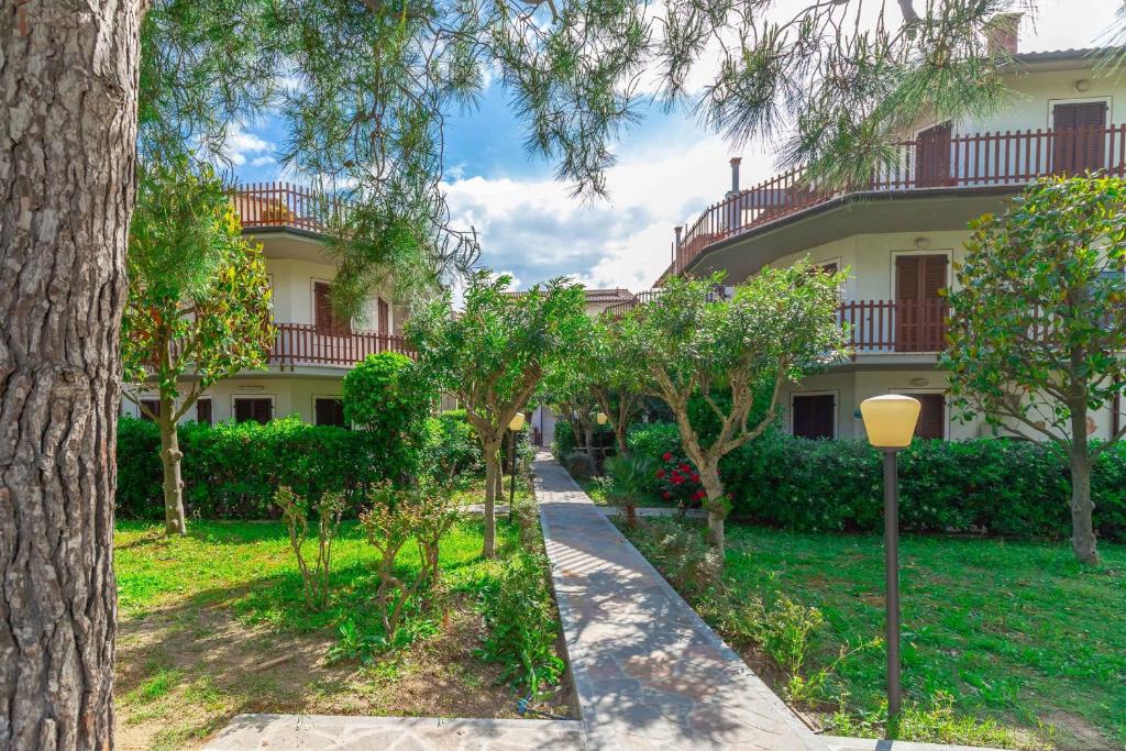 Italian Experience-Conero Garden Apartment, Marcelli (updated prices 2025)