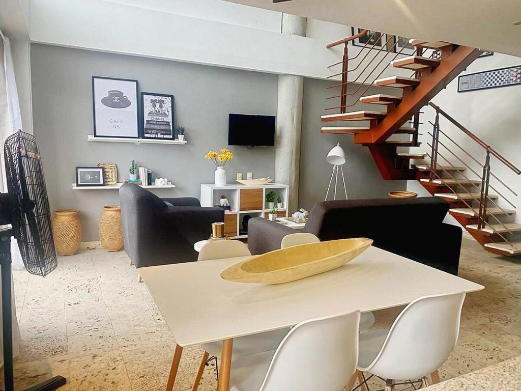 NEW Ocean Front View Luxury Triplex w jacuzzi 2BR, Santa Marta (prezzi ...