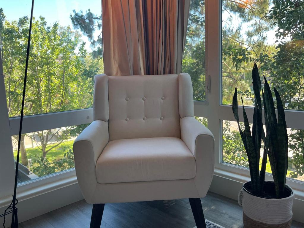 Luxury and NEW 3BR 3BA Palo Alto Home close to Stanford, Google, Meta ...