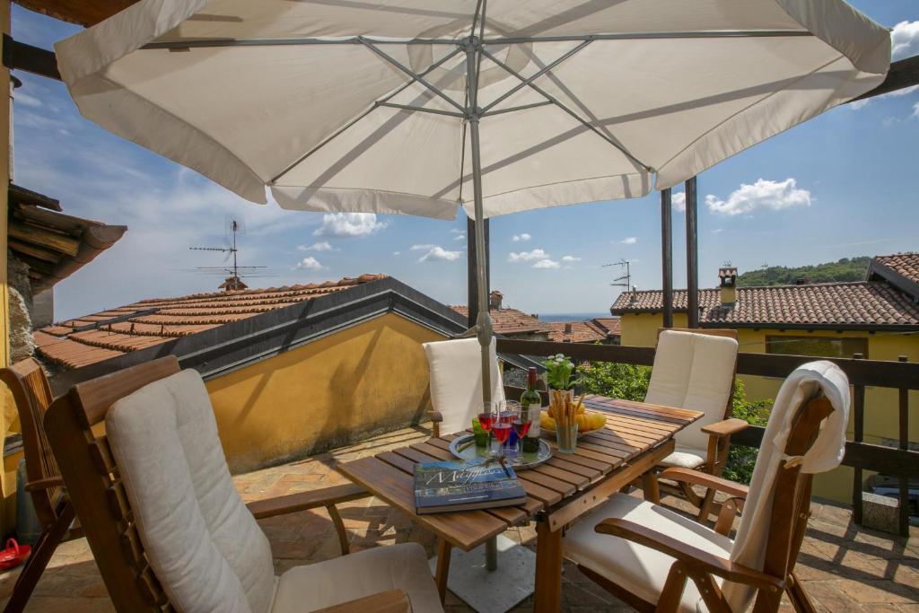 La Casa nel Borgo, Nebbiuno (updated prices 2025)