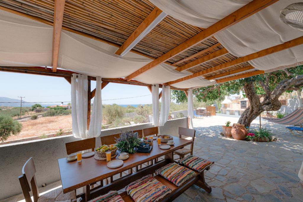 SeeSea Living Retreat, Sisi (precios actualizados 2025)