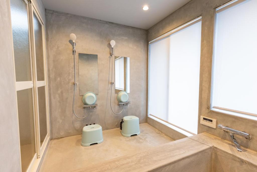 ako house, Goto (updated prices 2025)