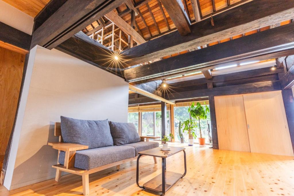 ako house, Goto (updated prices 2025)