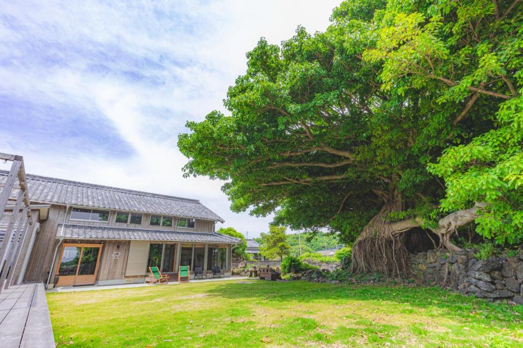 ako house, Goto (updated prices 2025)