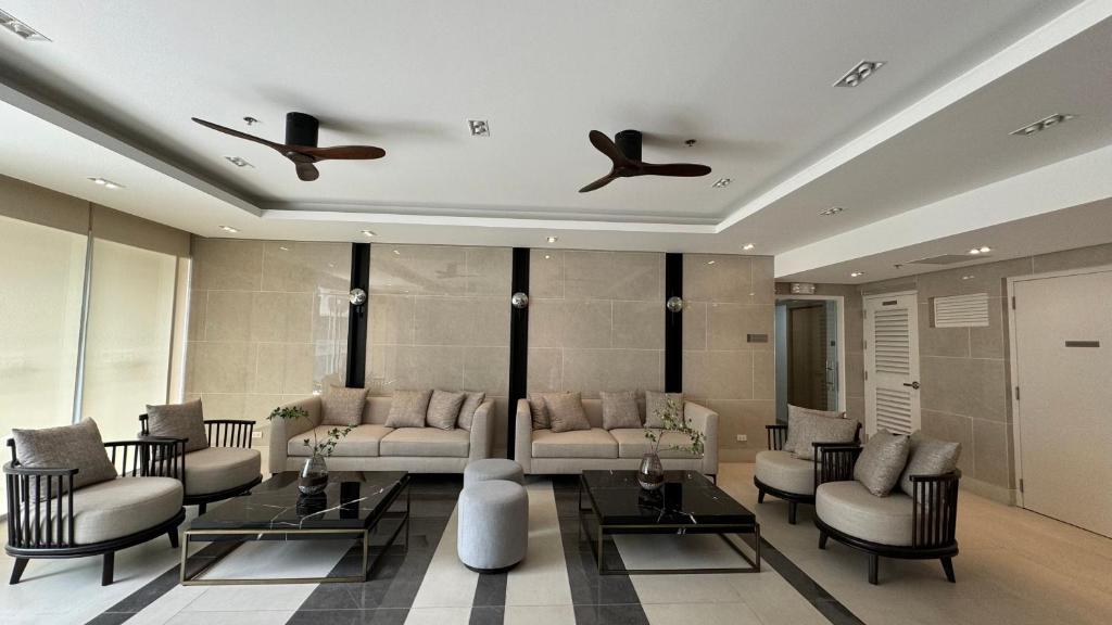 The GoodVibes Condotel Red Residences Makati, Manila (updated prices 2025)