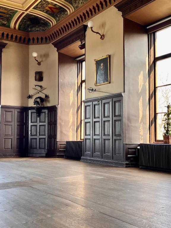 Wiks Slott, Vik (updated prices 2025)