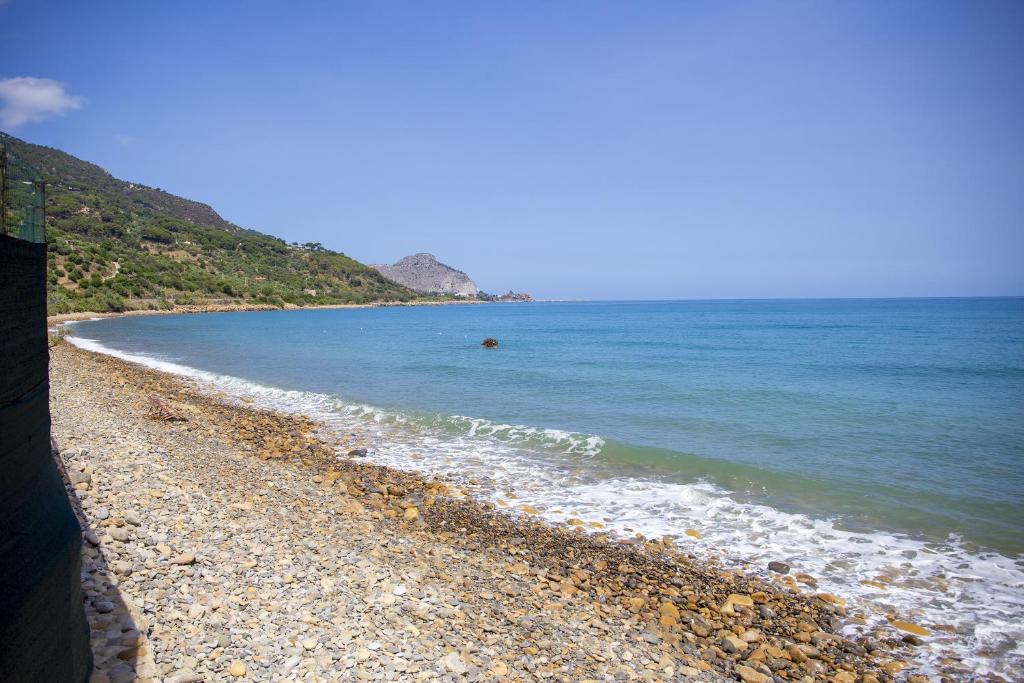 La Plaja Holiday, Cefalù (updated prices 2026)