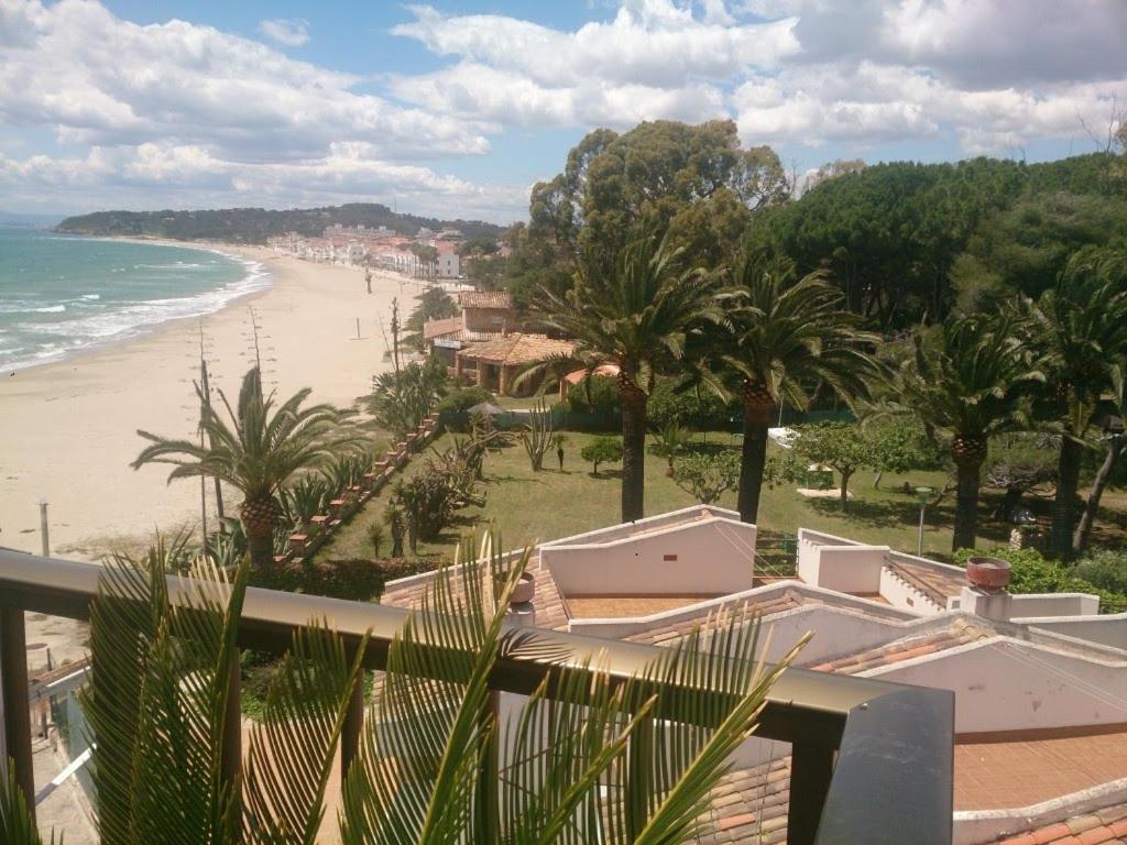 Altafulla, primera linea de mar con acceso directo a la playa ...