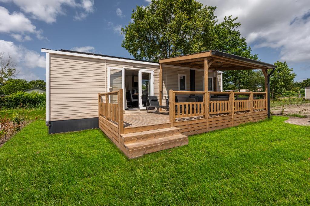 Bondi Beach, Renesse (updated prices 2026)