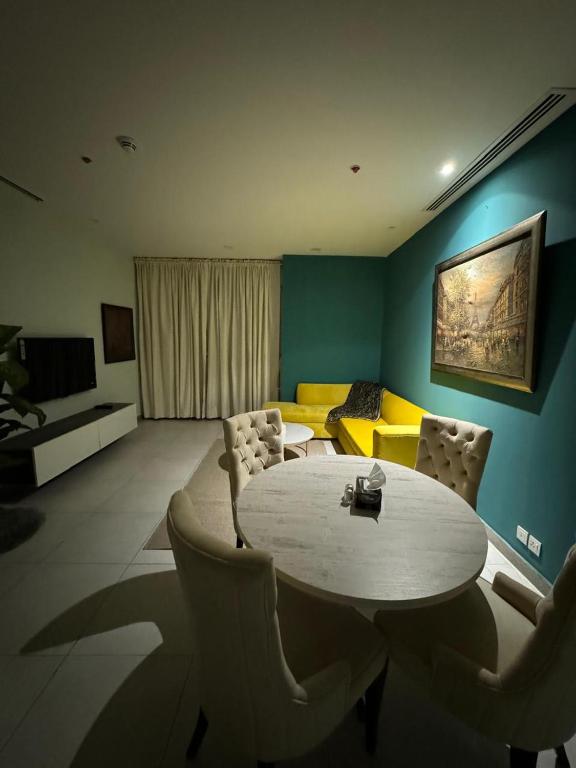 Penta Square - Artistic One Bed, Лахор - обновленные цены 2024 года