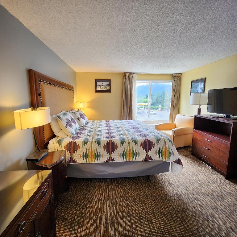 Columbia Gorge Inn, Cascade Locks (updated prices 2025)