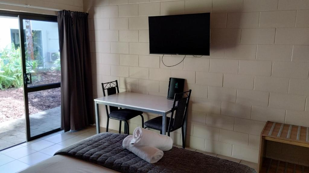 Tully Motel, Tully (updated prices 2025)