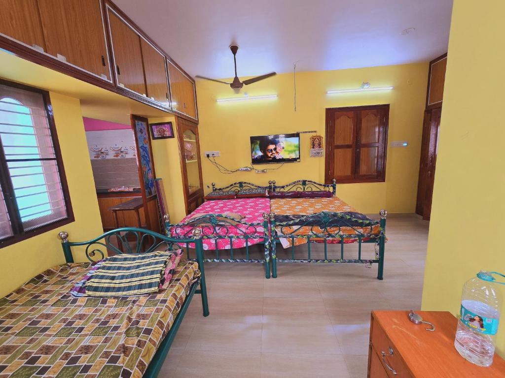 Aadithya home stays, Tiruvannamalai (preços atualizados para 2025)