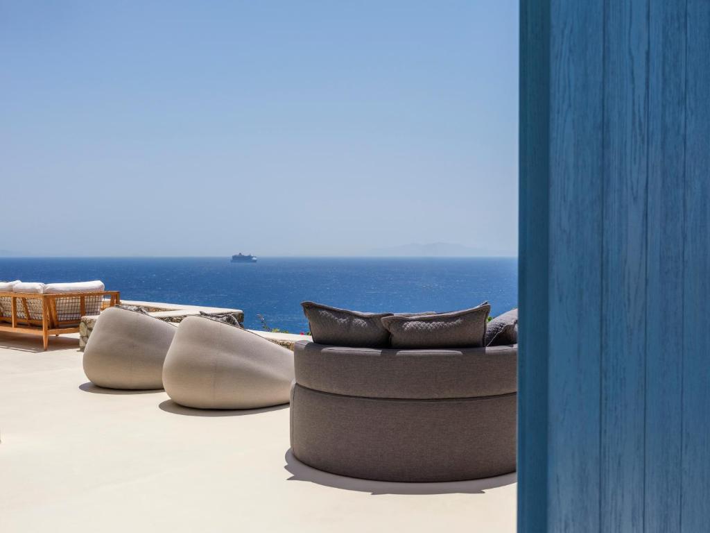 V&V Guest House - Luxury Suites, Ornos – Updated 2024 Prices