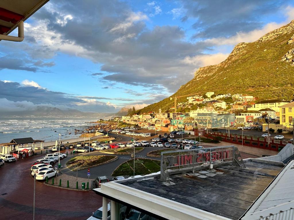 Muizenberg Beach Paradise, Cape Town (updated prices 2024)