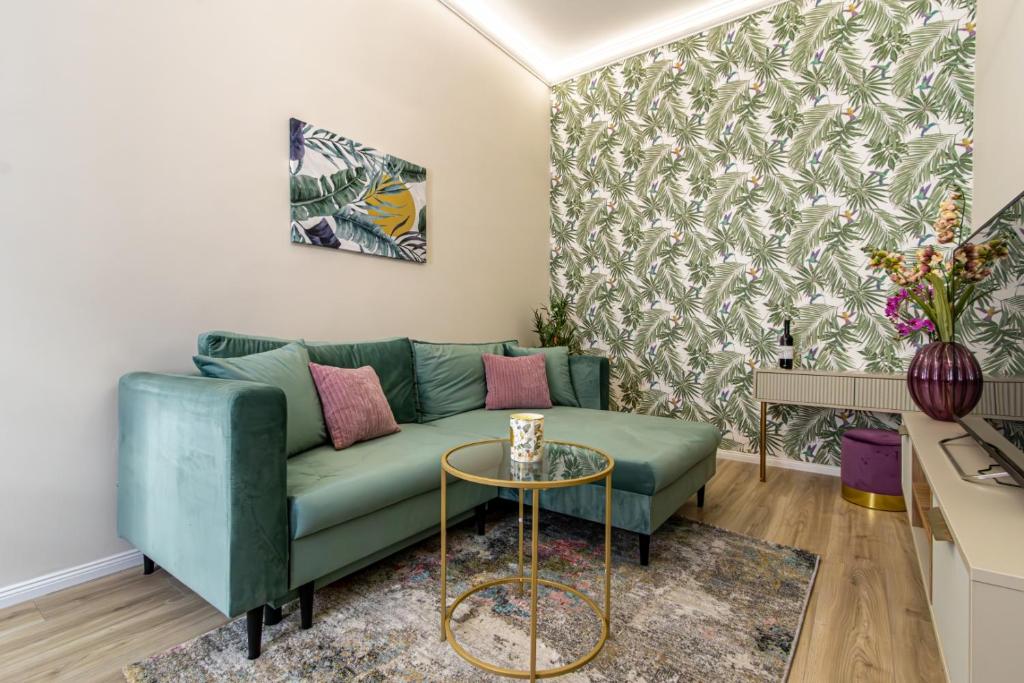 Oasis Apartment On the Broadway with AC, Budapest (updated prices 2025)