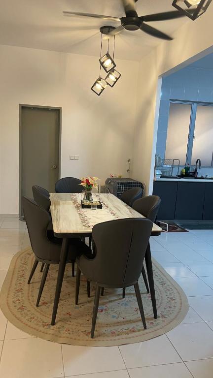 Afya Homestay Idaman Abadi, Kajang (precios actualizados 2025)